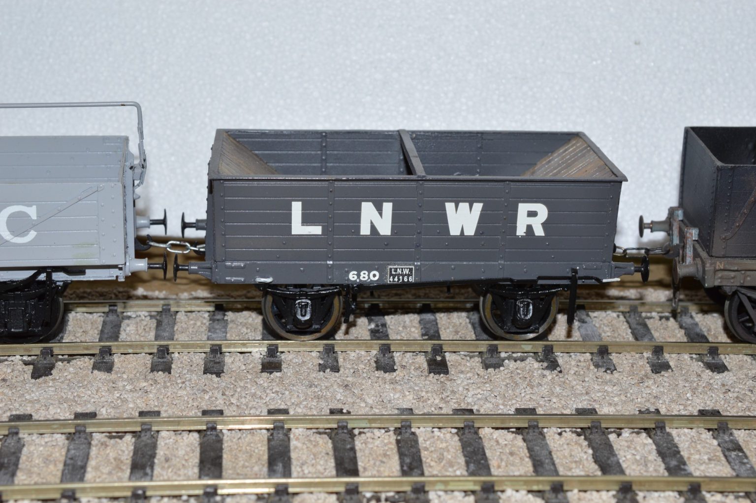 LNWR / LMS / BR 10 TONS COAL HOPPER Dia 44A - Gladiator Models