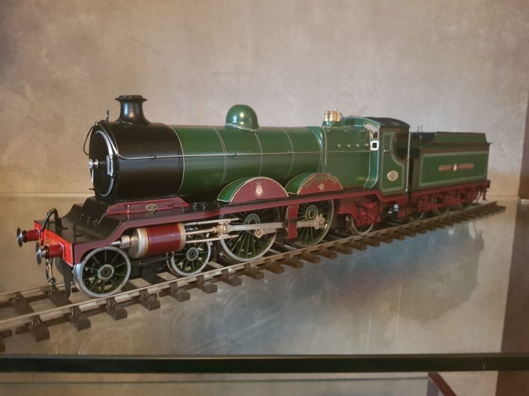 LNER C4 GCR 8B JERSEY LILY 4-4-2 - Gladiator Models