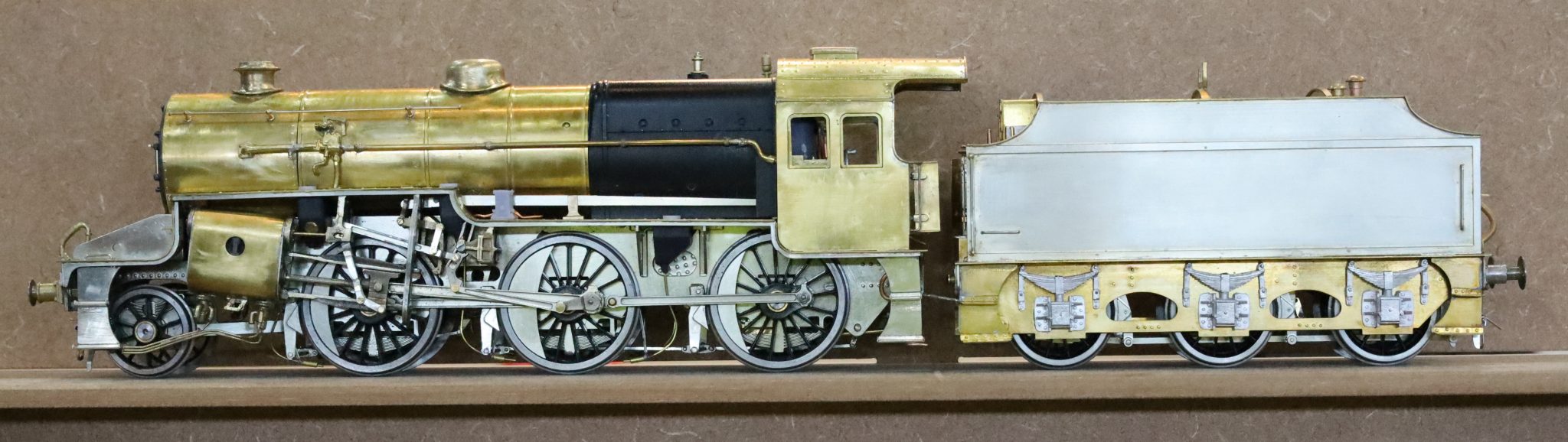 LMS Hughes Crab 2-6-0 with Flush Sided Fowler Tender - Gladiator Models